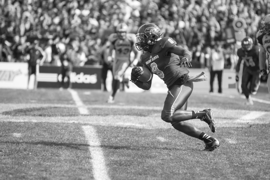 Laurier football team looks for big improvement in 2014 – The Sputnik